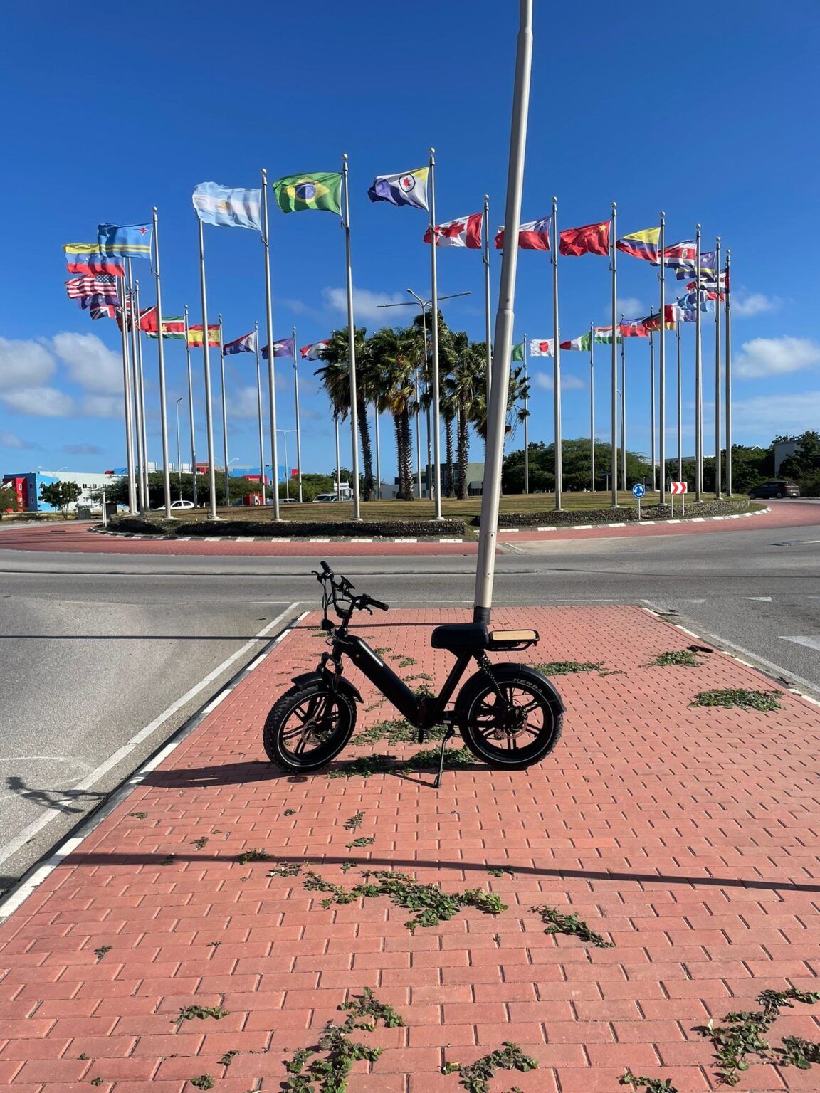 Top Rated Ebike Tours in Aruba | call at 1-(321)-946-1306